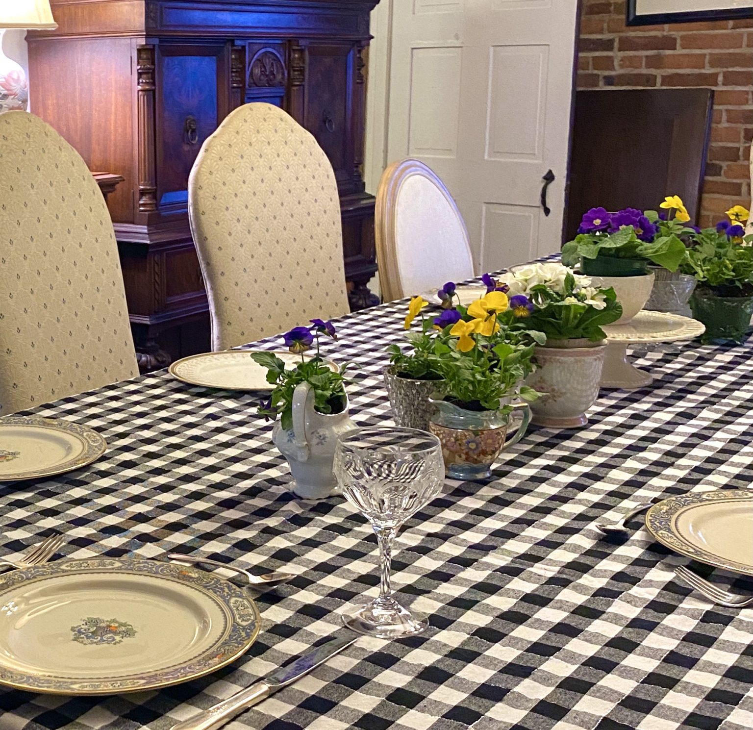 Tips for Early Spring Table Spring Blog Hop! - Bushel & a Pickle